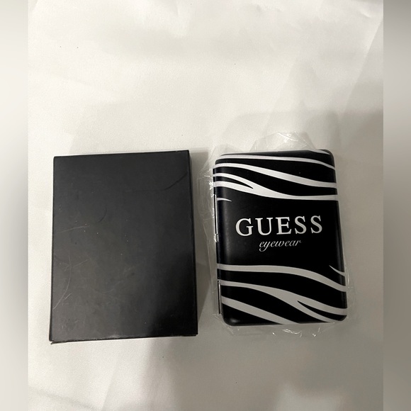 Guess | Accessories | Guess Credit Card Or Business Card Holder | Poshmark